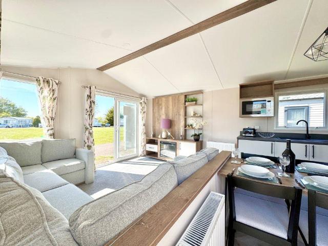 2 bedroom park home for sale
