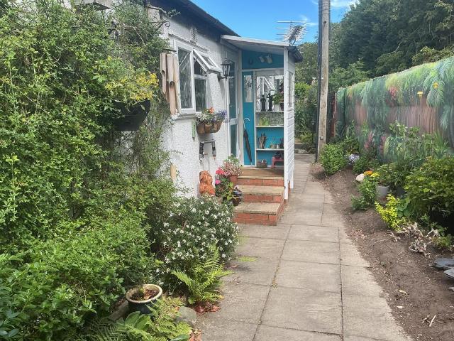 2 bedroom park home for sale