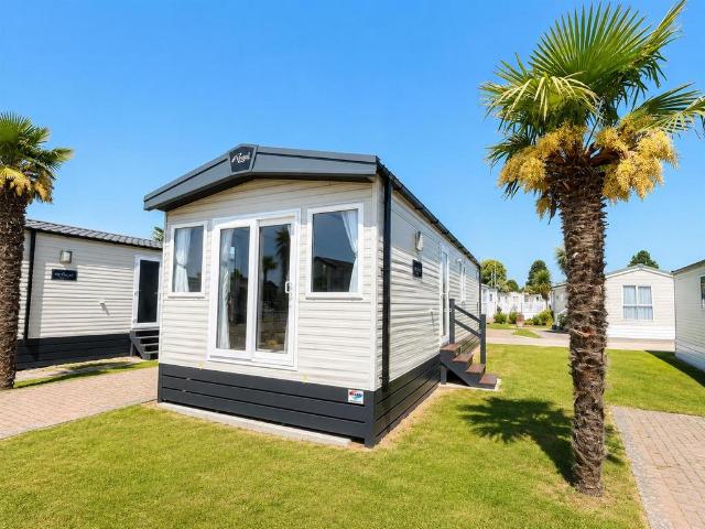 2 bedroom park home for sale