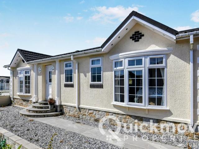 2 bedroom park home for sale