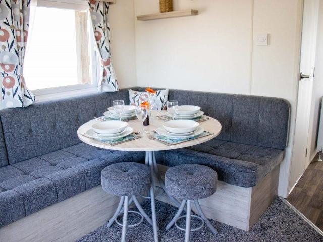 2 bedroom park home for sale