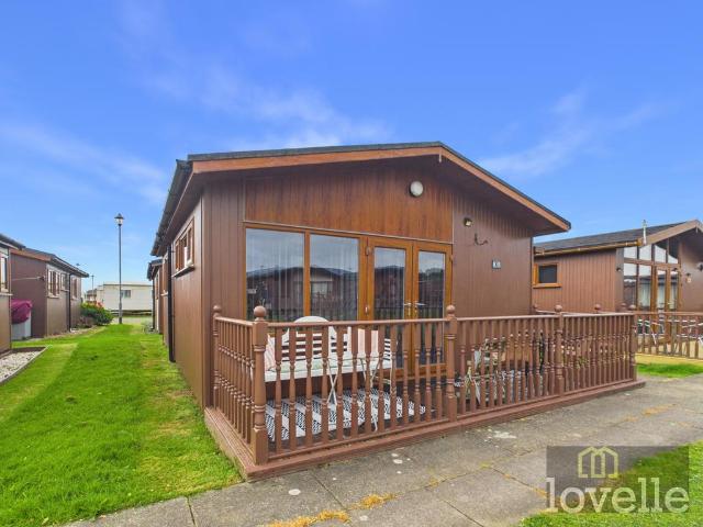 2 bedroom park home for sale