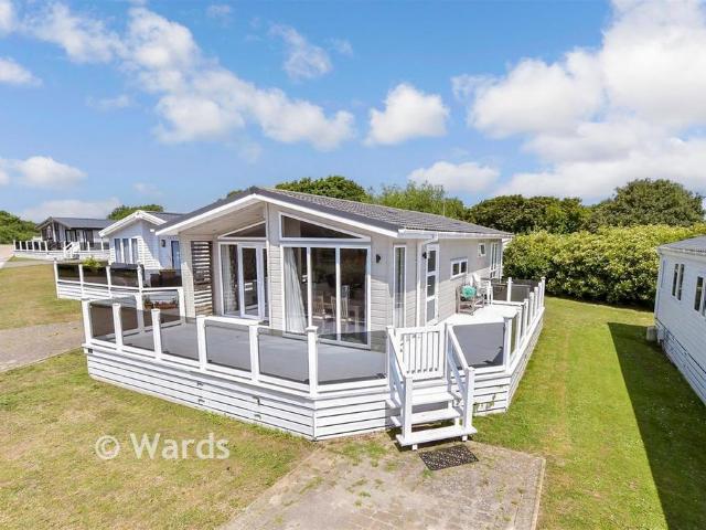 2 bedroom park home for sale