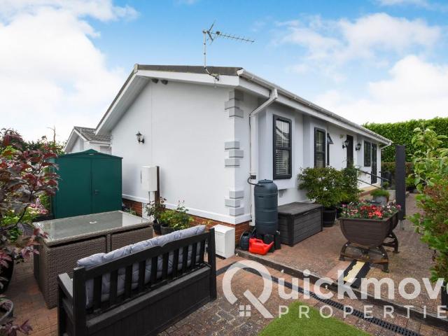 2 bedroom park home for sale
