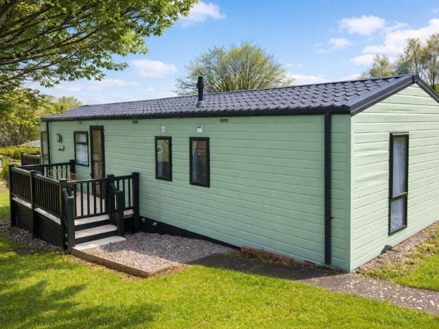 2 bedroom park home for sale