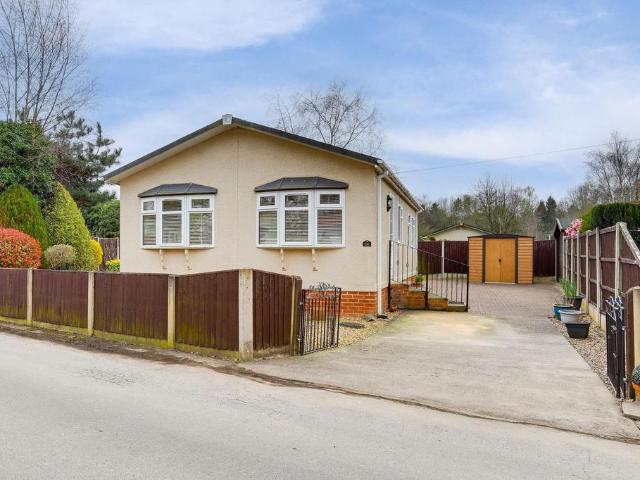 2 bedroom park home for sale