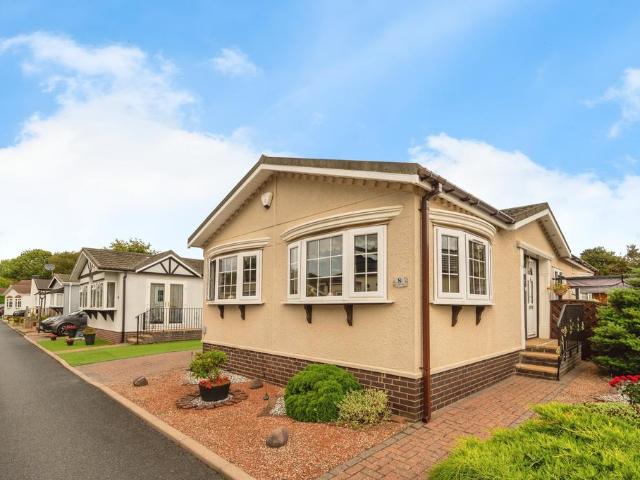 2 bedroom park home for sale