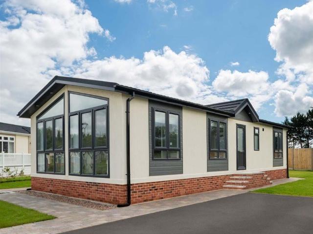2 bedroom park home for sale
