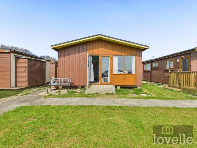 2 bedroom park home for sale