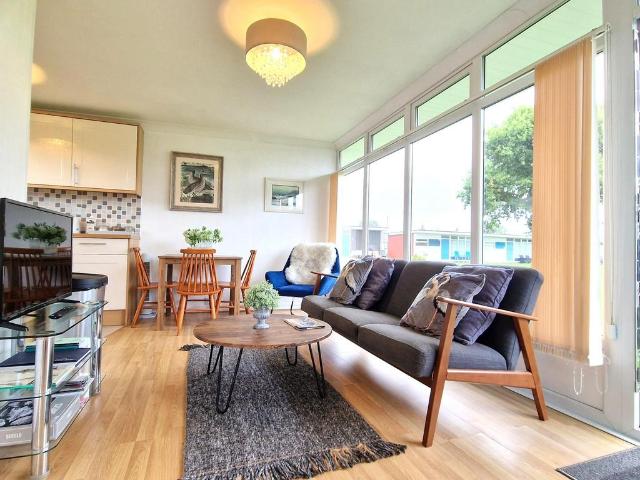 2 bedroom park home for sale