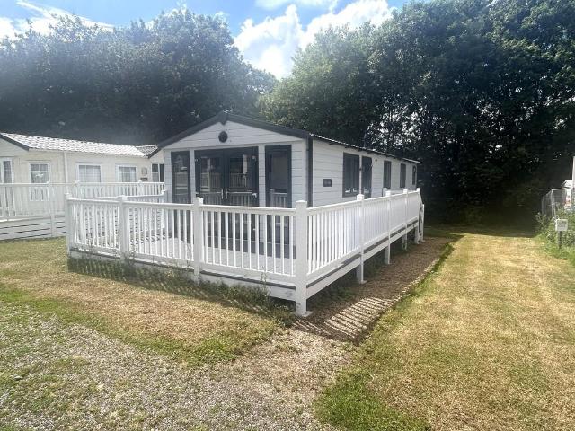 2 bedroom park home for sale