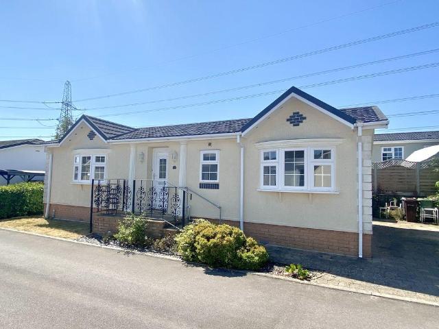 2 bedroom park home for sale