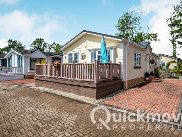2 bedroom park home for sale