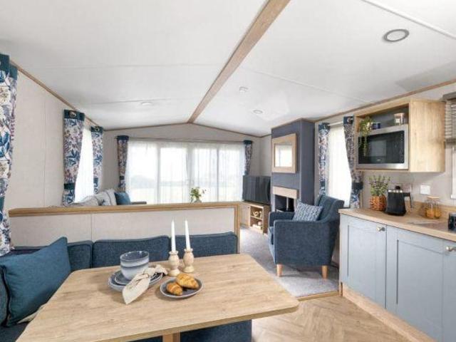 2 bedroom park home for sale