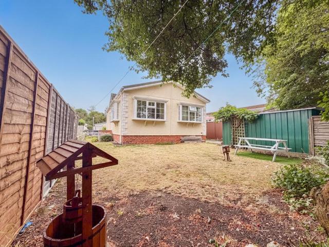 2 bedroom park home for sale