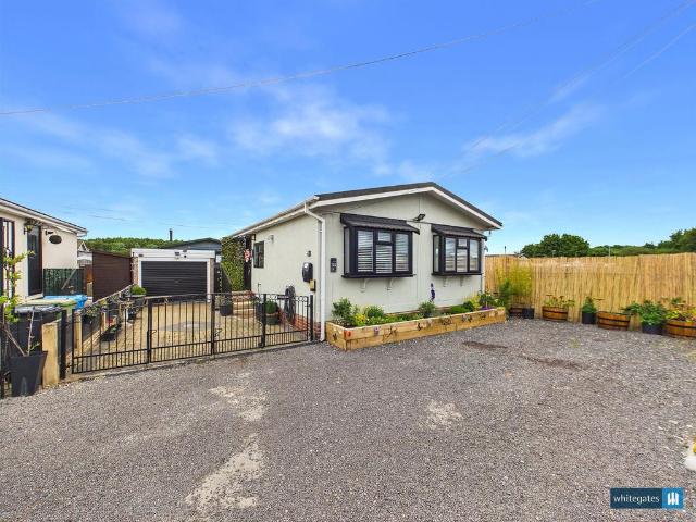 2 bedroom park home for sale