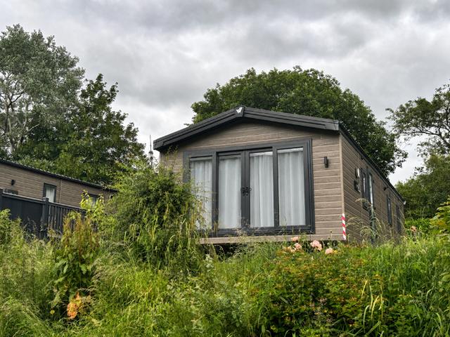 2 bedroom park home for sale