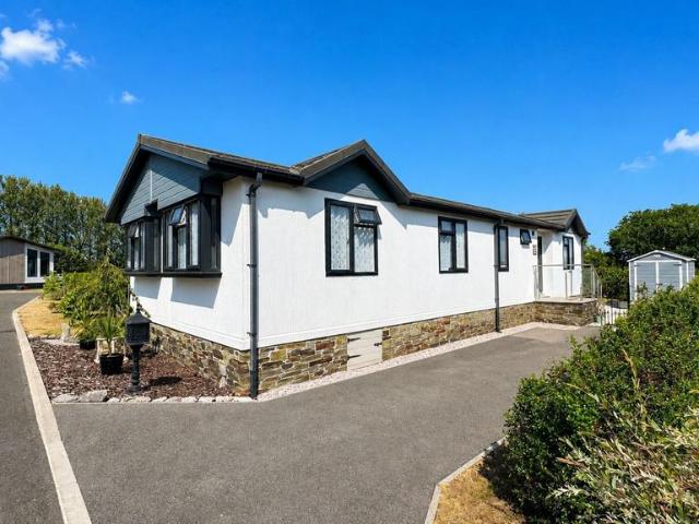 2 bedroom park home for sale