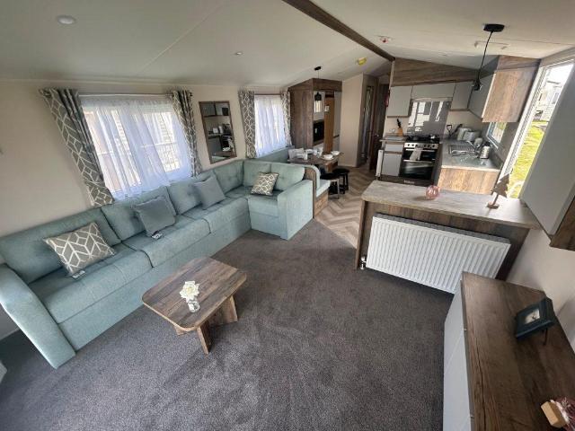 2 bedroom park home for sale