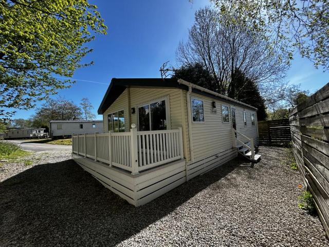 2 bedroom park home for sale