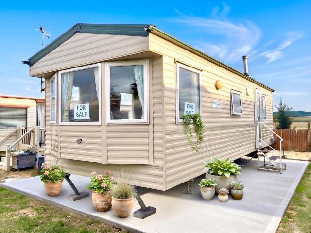2 bedroom park home for sale