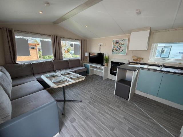2 bedroom park home for sale