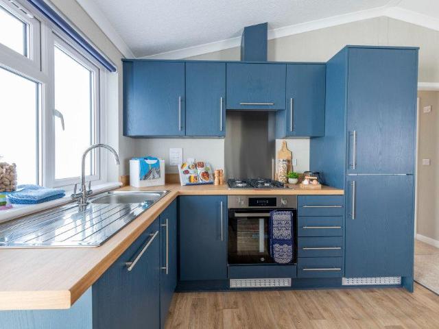 2 bedroom park home for sale