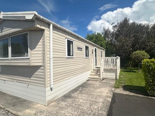 2 bedroom park home for sale