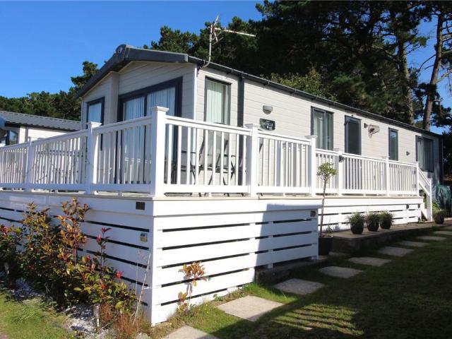 2 bedroom park home for sale