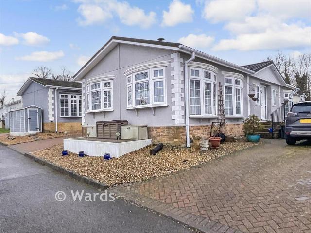 2 bedroom park home for sale
