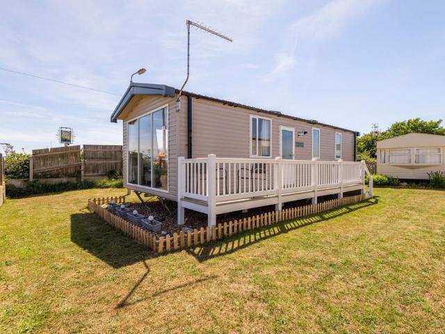 2 bedroom park home for sale