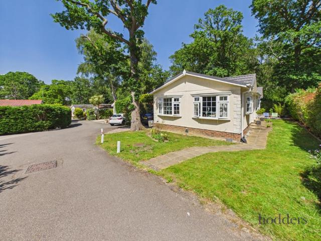 2 bedroom park home for sale