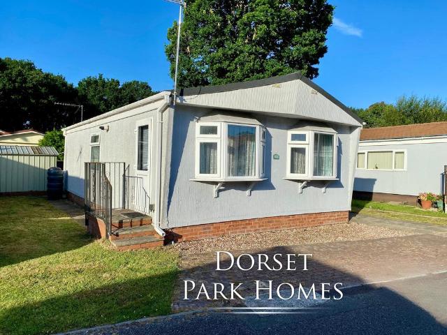 2 bedroom park home for sale