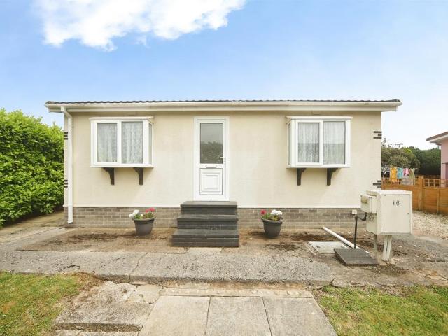 2 bedroom park home for sale