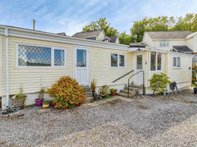 2 bedroom park home for sale