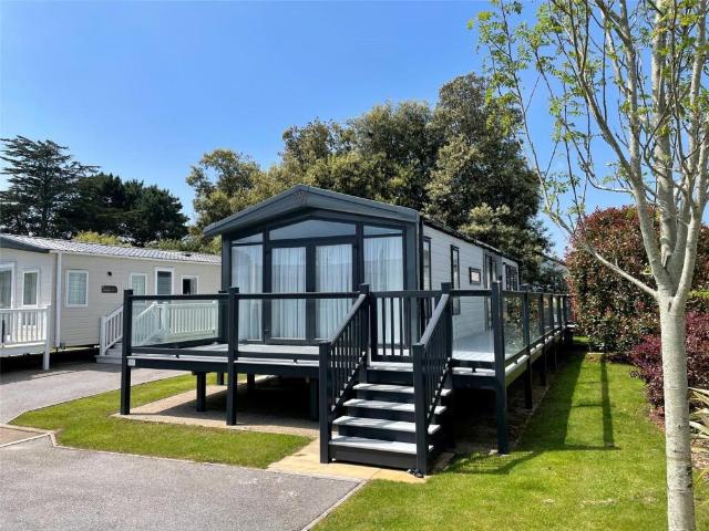 2 bedroom park home for sale