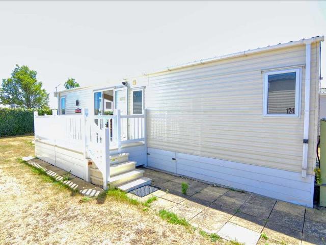 2 bedroom park home for sale