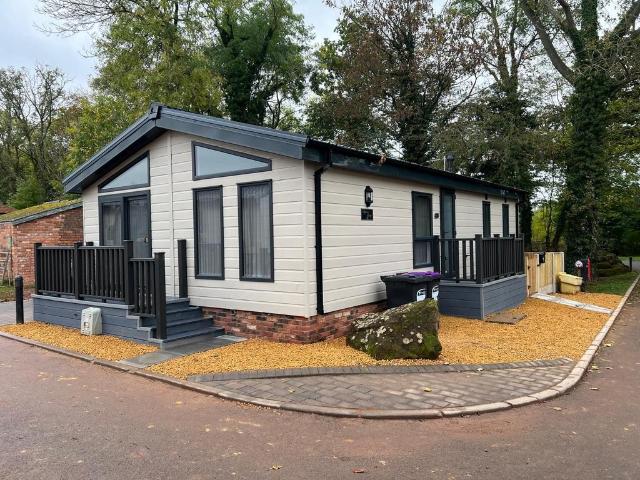 2 bedroom park home for sale