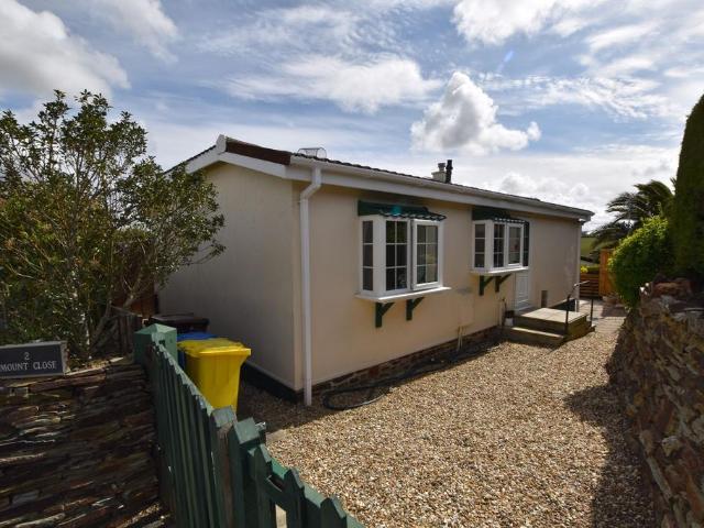 2 bedroom park home for sale