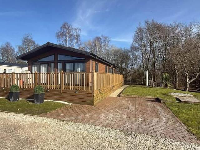 2 bedroom park home for sale