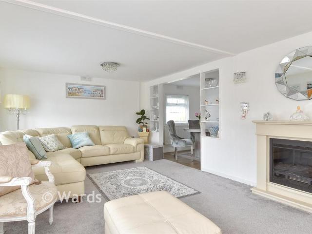 2 bedroom park home for sale