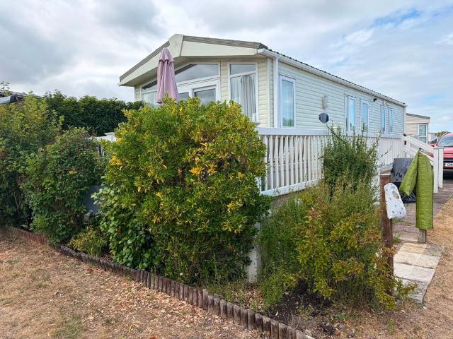 2 bedroom park home for sale
