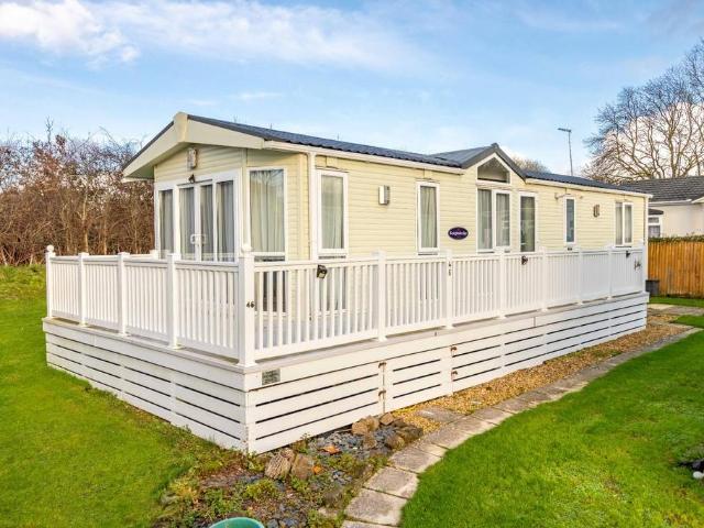2 bedroom park home for sale