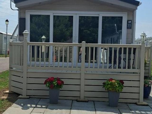 2 bedroom park home for sale