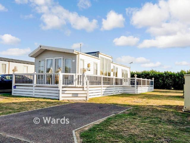 2 bedroom park home for sale