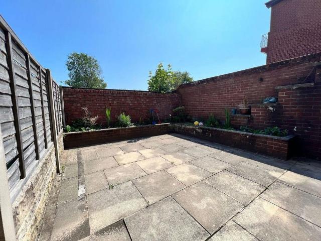 2 bedroom park home to rent