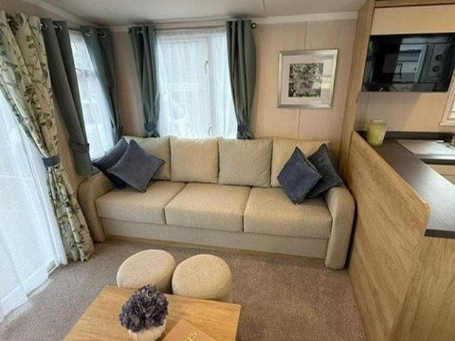 2 bedroom park home to rent