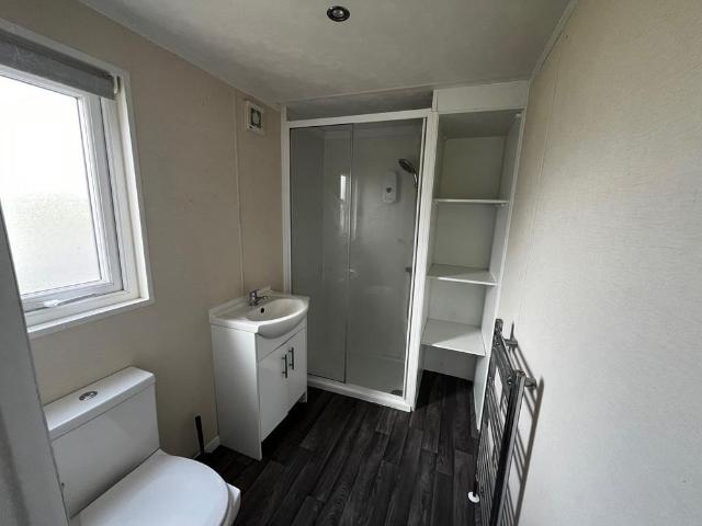 2 bedroom park home to rent