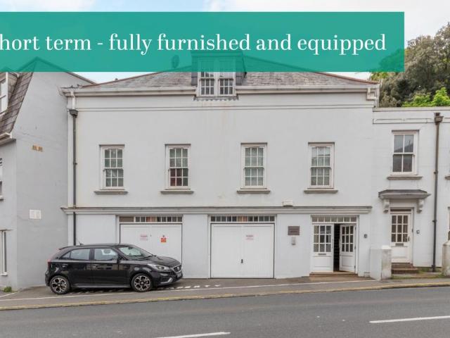 2 bedroom parking to rent