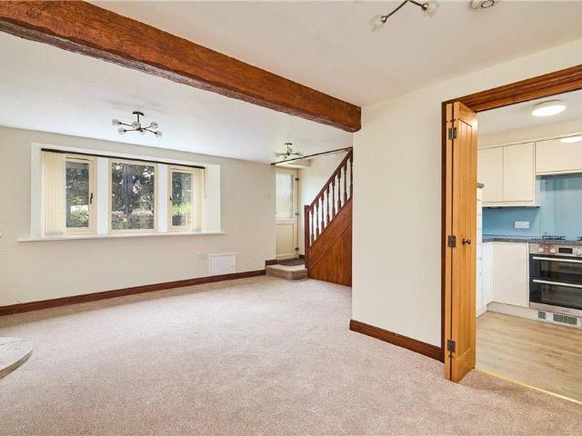 2 bedroom parking to rent